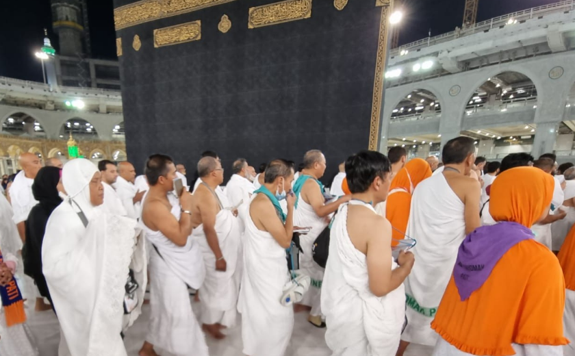 Perspektif Ulama Mengenai Waktu Tawaf Ifadah