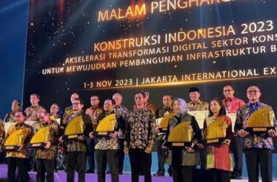 DPUPR Kaltim Sabet Prestasi dalam Konstruksi Indonesia 2023