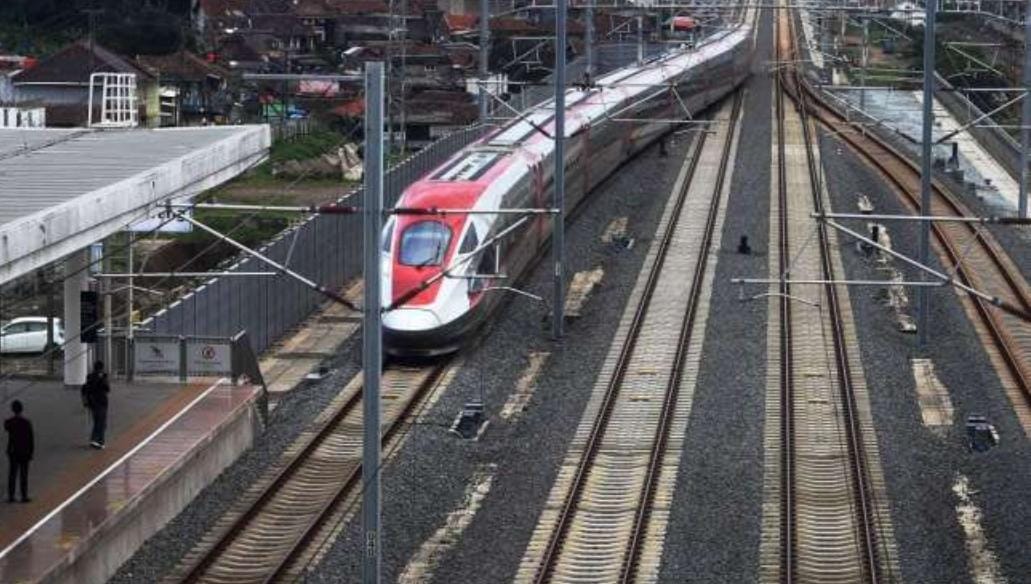 Stasiun Whoosh Karawang Resmi Dibuka, Tingkatkan Mobilitas Warga